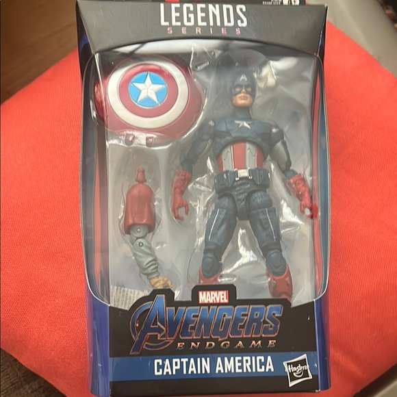Hasbro | Toys | Hasbro Marvel Legends Captain America Figure Blue Red ...